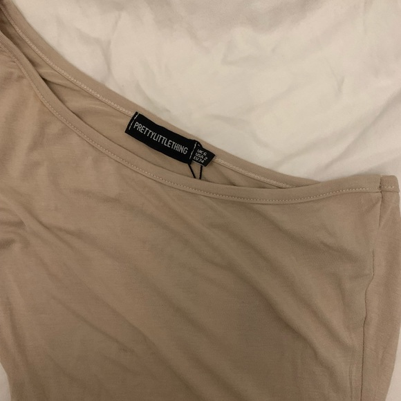 PrettyLittleThing | Tops | Pretty Little Thing Shape Carmel Jersey One ...